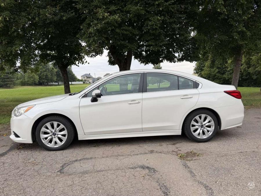 Balts Subaru Legacy 2015 Ukmergė, ar dzinēja tilpumu 2.50 L un nobraukumu 172 tūkst. km par 7300 €, foto 1 vietnē AUTOMOTO.COM.LV