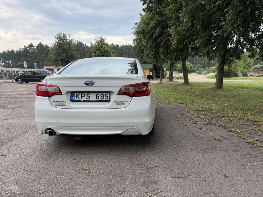 Balts Subaru Legacy 2015 Ukmergė, ar dzinēja tilpumu 2.50 L un nobraukumu 172 tūkst. km par 7300 €, foto 6 vietnē AUTOMOTO.COM.LV