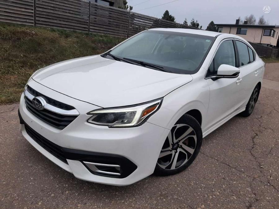 White Subaru Legacy 2020 in Kaunas, with an engine capacity of 2.50 L and mileage of 154 thousand km for 14600 €, photo 2 on AUTOMOTO.COM.LV