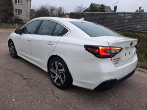 White Subaru Legacy 2020 in Kaunas, with an engine capacity of 2.50 L and mileage of 154 thousand km for 14600 €, photo 9 on AUTOMOTO.COM.LV