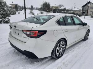 White Subaru Legacy 2020 in Kaunas, with an engine capacity of 2.50 L and mileage of 150 thousand km for 14700 €, photo 7 on AUTOMOTO.COM.LV