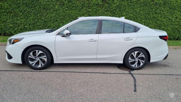 White Subaru Legacy 2020 in Vilnius, with an engine capacity of 2.50 L and mileage of 119 thousand km for 15700 €, photo 7 on AUTOMOTO.COM.LV