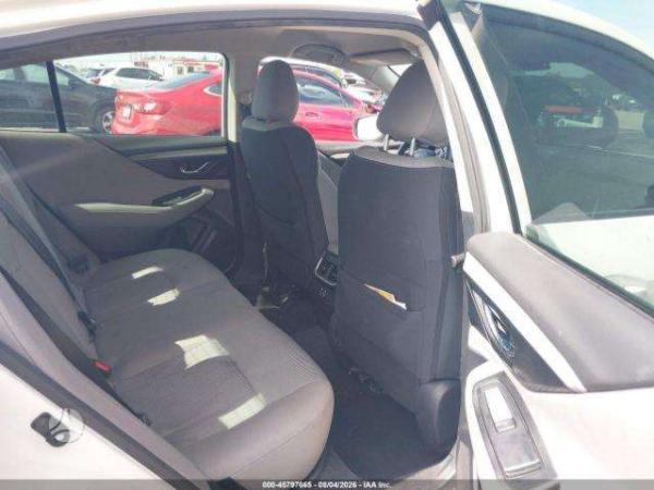 White Subaru Legacy 2025 in Vilnius, with an engine capacity of 2.50 L and mileage of 142 thousand km for 9999 €, photo 11 on AUTOMOTO.COM.LV