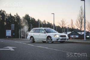 Balts Subaru Legacy 2001 Rīga, ar dzinēja tilpumu 3.00 L un nobraukumu 280 tūkst. km par 1100 €, foto 6 vietnē AUTOMOTO.COM.LV