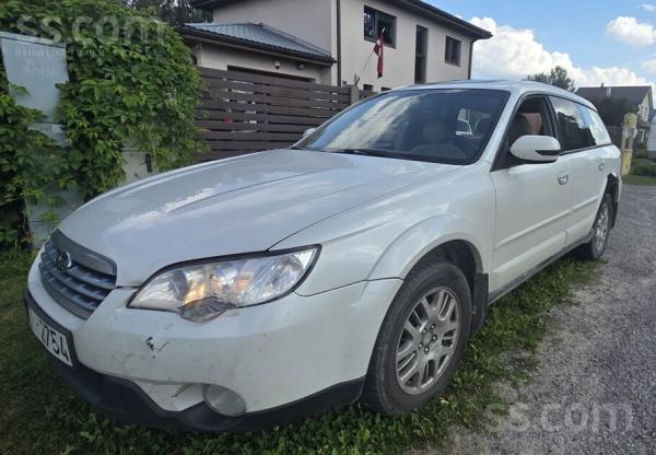White Subaru Legacy 2004 in Riga, with an engine capacity of 2.50 L and mileage of 238 thousand km for 1500 €, photo 1 on AUTOMOTO.COM.LV