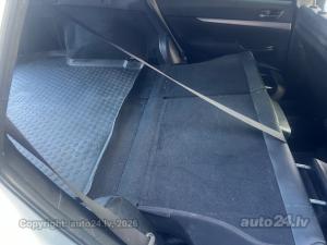 Balts Subaru Legacy 2010 Tallina, ar dzinēja tilpumu 2.00 L un nobraukumu 0 tūkst. km par 2995 €, foto 6 vietnē AUTOMOTO.COM.LV