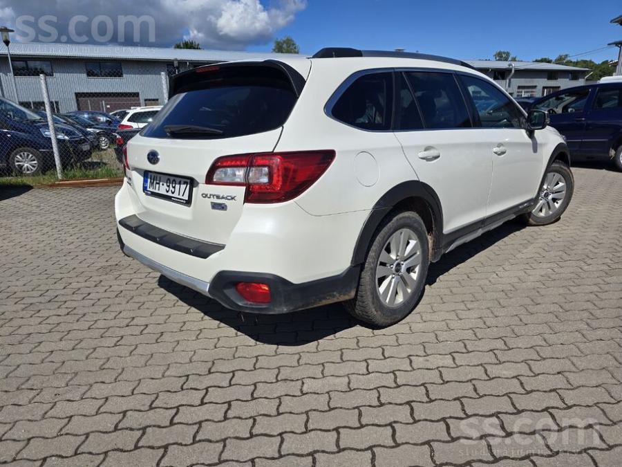 Balts Subaru Legacy 2016 Rīga, ar dzinēja tilpumu 2.00 L un nobraukumu 0 tūkst. km par 5600 €, foto 5 vietnē AUTOMOTO.COM.LV