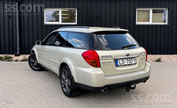 Dzeltens Subaru Legacy 2005 Jelgava, ar dzinēja tilpumu 2.50 L un nobraukumu 272 tūkst. km par 2200 €, foto 5 vietnē AUTOMOTO.COM.LV