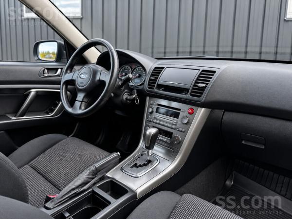 Yellow Subaru Legacy 2005 in Jelgava, with an engine capacity of 2.50 L and mileage of 272 thousand km for 2200 €, photo 11 on AUTOMOTO.COM.LV