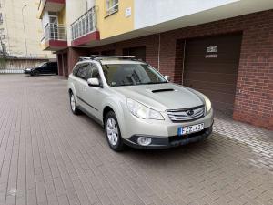 Yellow Subaru Legacy 2012 in Vilnius, with an engine capacity of 2.00 L and mileage of 300 thousand km for 2400 €, photo 7 on AUTOMOTO.COM.LV
