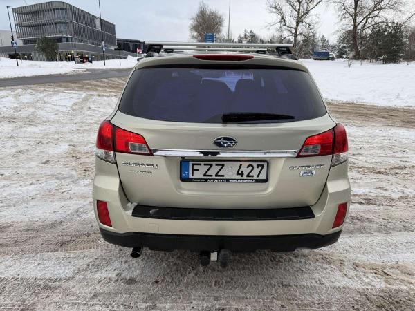 Dzeltens Subaru Legacy 2012 Viļņa, ar dzinēja tilpumu 2.00 L un nobraukumu 300 tūkst. km par 2300 €, foto 7 vietnē AUTOMOTO.COM.LV