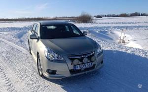 Dzeltens Subaru Legacy 2012 Šilutė, ar dzinēja tilpumu 2.46 L un nobraukumu 228 tūkst. km par 6500 €, foto  vietnē AUTOMOTO.COM.LV