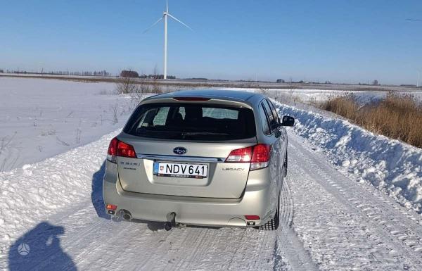 Yellow Subaru Legacy 2012 in Silute, with an engine capacity of 2.46 L and mileage of 228 thousand km for 6500 €, photo 3 on AUTOMOTO.COM.LV