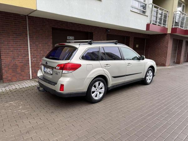 Yellow Subaru Legacy 2012 in Vilnius, with an engine capacity of 2.00 L and mileage of 300 thousand km for 2200 €, photo 10 on AUTOMOTO.COM.LV