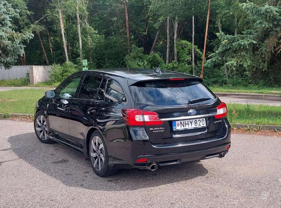 Black Subaru Levorg 2015 in Vilnius, with an engine capacity of 1.60 L and mileage of 140 thousand km for 8900 €, photo 3 on AUTOMOTO.COM.LV