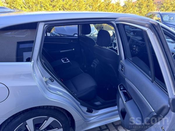 Серый Субару Levorg 2018 в Рига, объемом двигателя 1.60 л и пробегом 219 тыс. км за 11800 €, фото 9 на AUTOMOTO.COM.LV
