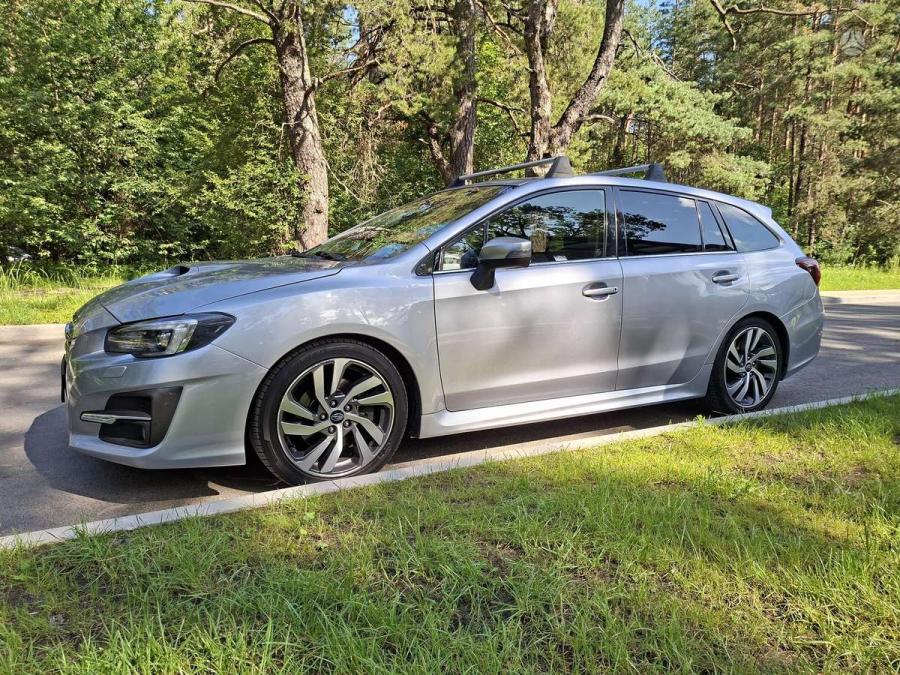 Grey Subaru Levorg 2019 in Vilnius, with an engine capacity of 1.60 L and mileage of 207 thousand km for 13999 €, photo 5 on AUTOMOTO.COM.LV