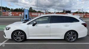 White Subaru Levorg 2016 in Vilnius, with an engine capacity of 1.60 L and mileage of 174 thousand km for 11000 €, photo 4 on AUTOMOTO.COM.LV