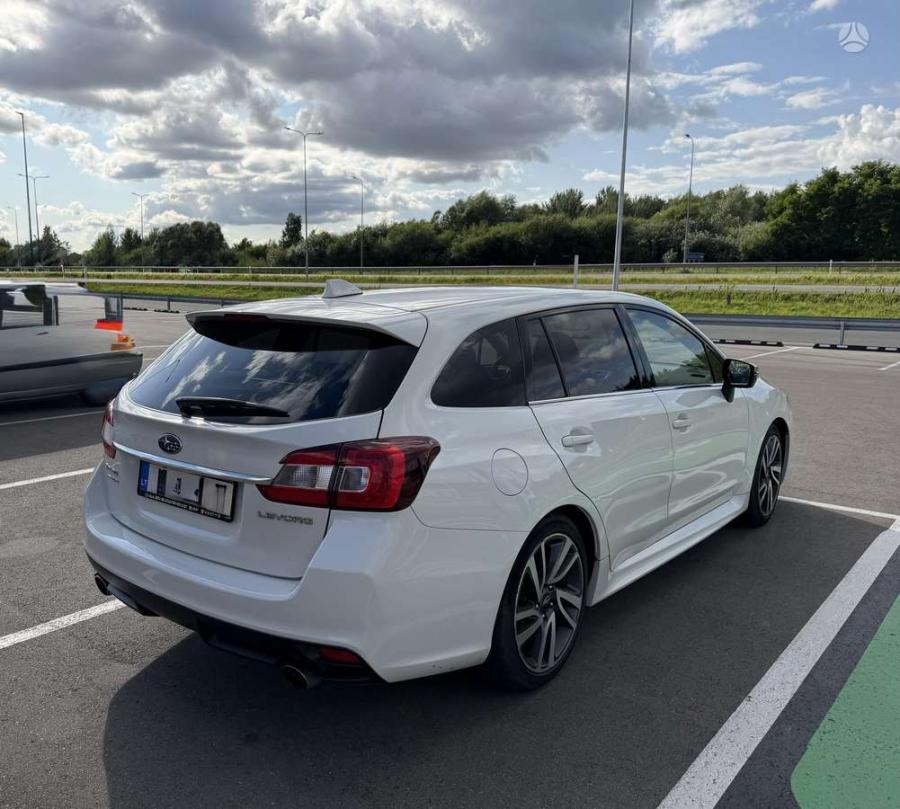 White Subaru Levorg 2016 in Vilnius, with an engine capacity of 1.60 L and mileage of 174 thousand km for 11000 €, photo 7 on AUTOMOTO.COM.LV