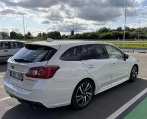 White Subaru Levorg 2016 in Vilnius, with an engine capacity of 1.60 L and mileage of 174 thousand km for 11000 €, photo 8 on AUTOMOTO.COM.LV