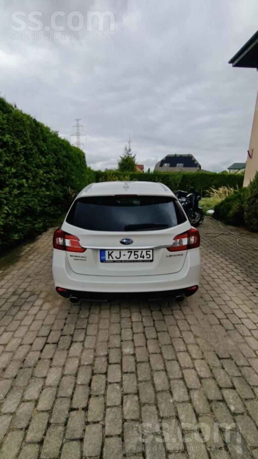 Balts Subaru Levorg 2016 Rīga, ar dzinēja tilpumu 1.60 L un nobraukumu 159 tūkst. km par 8500 €, foto 5 vietnē AUTOMOTO.COM.LV