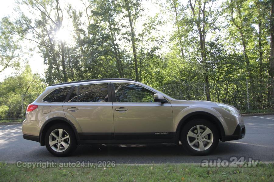 Smilšu krāsa Subaru Outback 2014 Tallina, ar dzinēja tilpumu 2.00 L un nobraukumu 295 tūkst. km par 5100 €, foto 8 vietnē AUTOMOTO.COM.LV