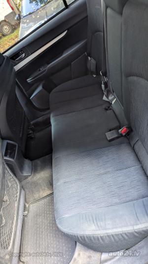 Smilšu krāsa Subaru Outback 2014 Tallina, ar dzinēja tilpumu 2.00 L un nobraukumu 295 tūkst. km par 5100 €, foto 10 vietnē AUTOMOTO.COM.LV