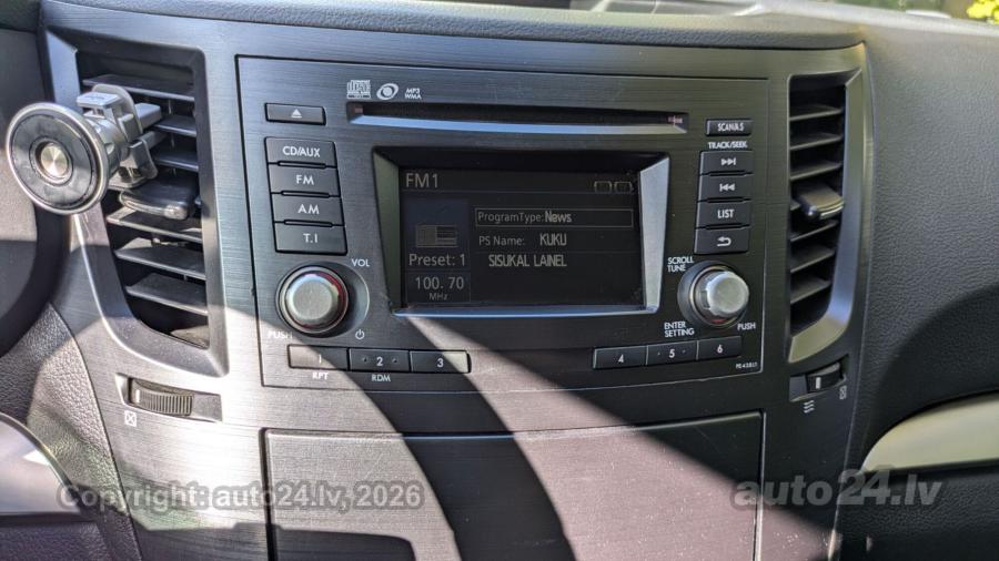 Smilšu krāsa Subaru Outback 2014 Tallina, ar dzinēja tilpumu 2.00 L un nobraukumu 295 tūkst. km par 5100 €, foto 16 vietnē AUTOMOTO.COM.LV