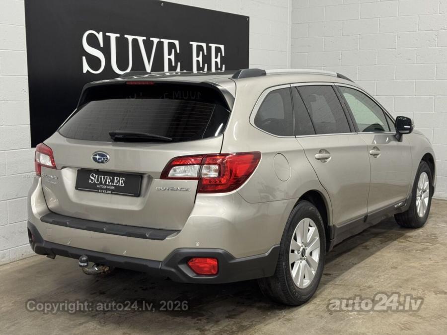 Smilšu krāsa Subaru Outback 2015 Tallina, ar dzinēja tilpumu 2.50 L un nobraukumu 138 tūkst. km par 14995 €, foto 6 vietnē AUTOMOTO.COM.LV