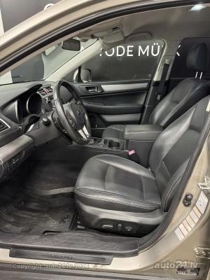 Smilšu krāsa Subaru Outback 2015 Tallina, ar dzinēja tilpumu 2.50 L un nobraukumu 138 tūkst. km par 14495 €, foto 9 vietnē AUTOMOTO.COM.LV