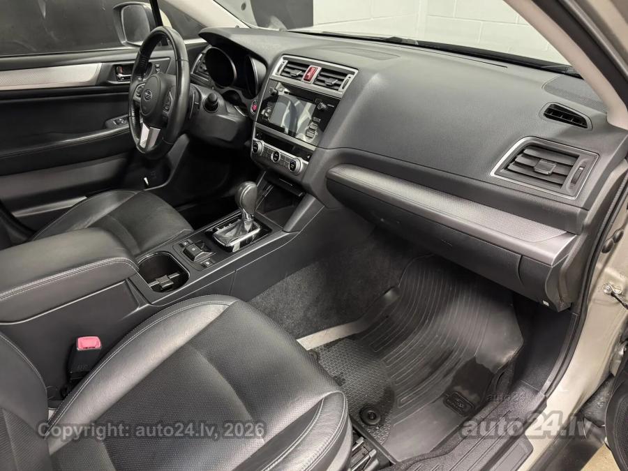 Smilšu krāsa Subaru Outback 2015 Tallina, ar dzinēja tilpumu 2.50 L un nobraukumu 138 tūkst. km par 14495 €, foto 12 vietnē AUTOMOTO.COM.LV