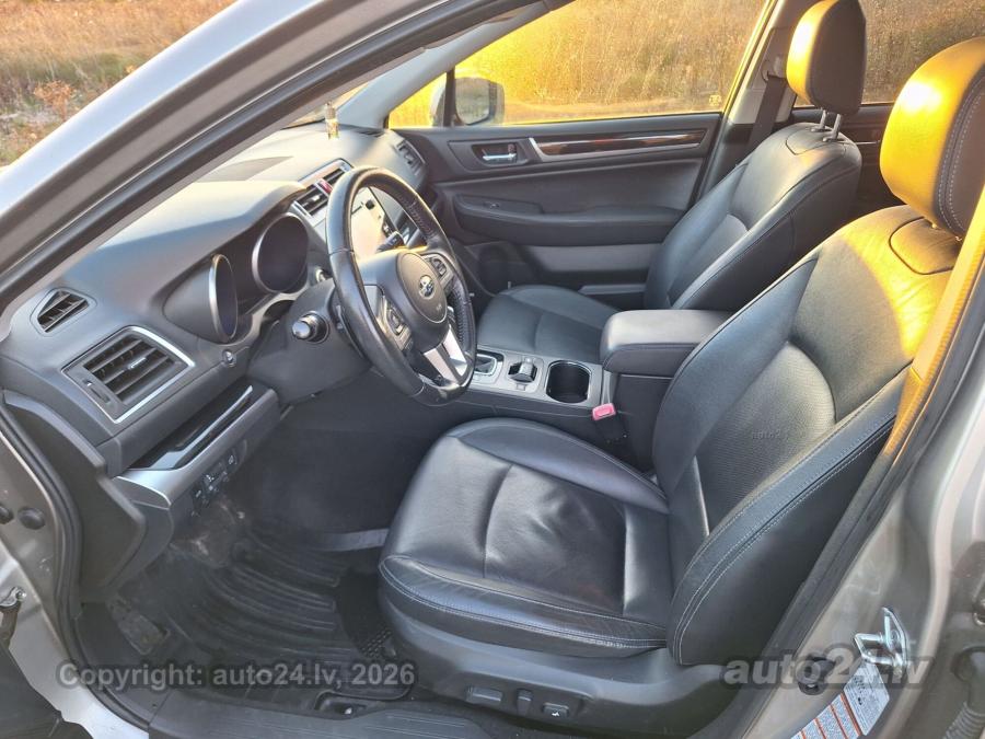 Smilšu krāsa Subaru Outback 2015 Tallina, ar dzinēja tilpumu 2.50 L un nobraukumu 200 tūkst. km par 11000 €, foto 7 vietnē AUTOMOTO.COM.LV