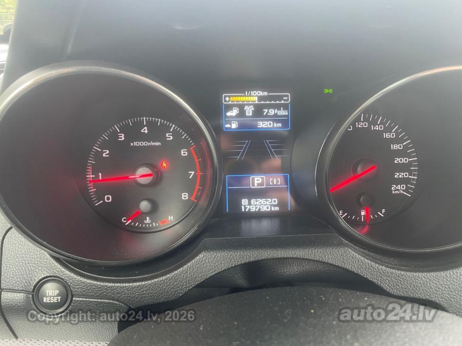 Smilšu krāsa Subaru Outback 2017 Tallina, ar dzinēja tilpumu 2.50 L un nobraukumu 179 tūkst. km par 12800 €, foto 9 vietnē AUTOMOTO.COM.LV