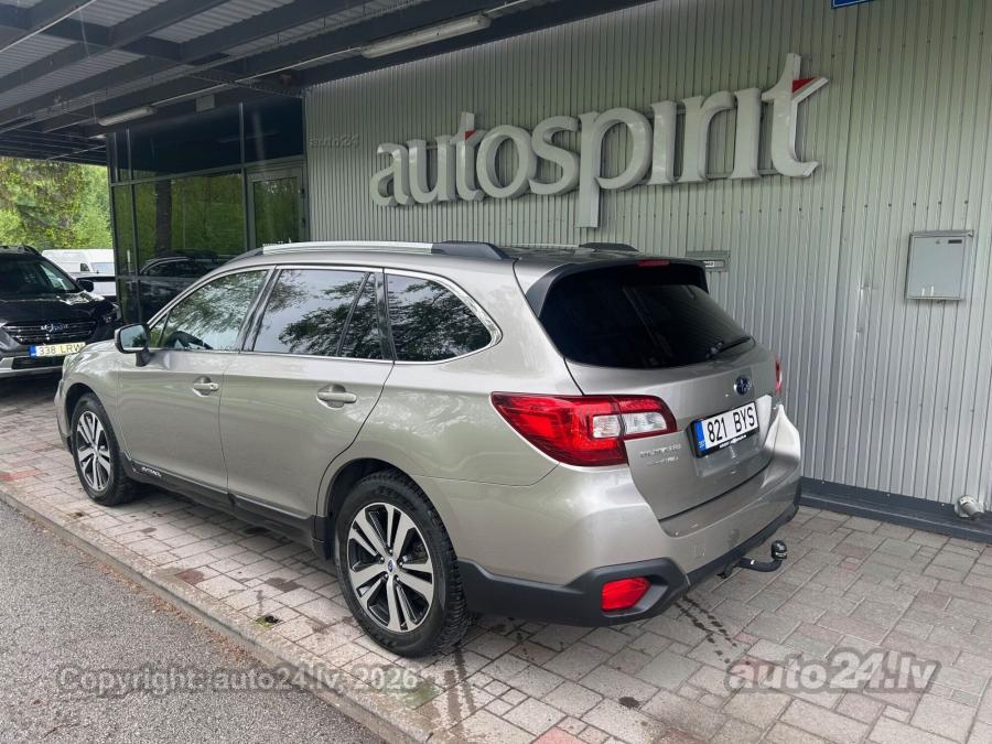 Beige Subaru Outback 2018 in Tallinn, with an engine capacity of 2.50 L and mileage of 90 thousand km for 19990 €, photo 4 on AUTOMOTO.COM.LV