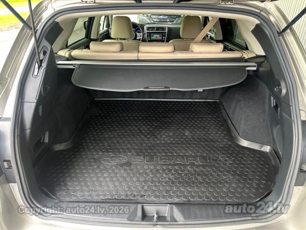 Beige Subaru Outback 2018 in Tallinn, with an engine capacity of 2.50 L and mileage of 90 thousand km for 19990 €, photo 6 on AUTOMOTO.COM.LV
