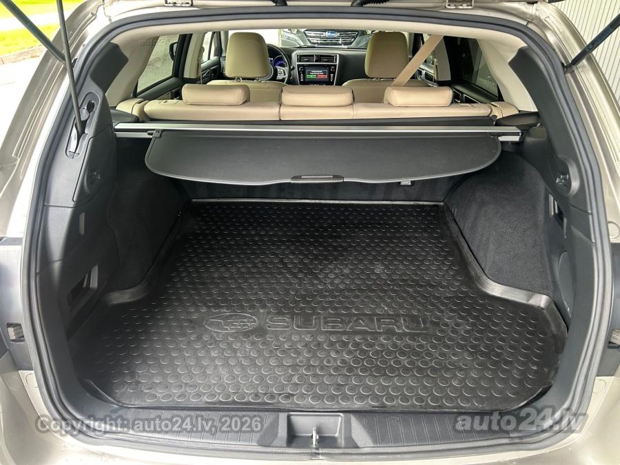 Beige Subaru Outback 2018 in Tallinn, with an engine capacity of 2.50 L and mileage of 90 thousand km for 19990 €, photo 7 on AUTOMOTO.COM.LV
