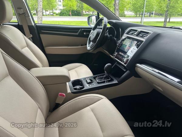 Beige Subaru Outback 2018 in Tallinn, with an engine capacity of 2.50 L and mileage of 90 thousand km for 19990 €, photo 9 on AUTOMOTO.COM.LV