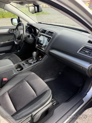 Beige Subaru Outback 2018 in Tallinn, with an engine capacity of 2.50 L and mileage of 105 thousand km for 19999 €, photo 9 on AUTOMOTO.COM.LV