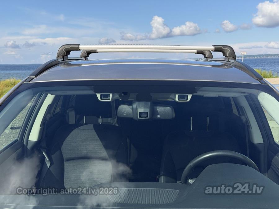 Beige Subaru Outback 2018 in Tallinn, with an engine capacity of 2.50 L and mileage of 105 thousand km for 19999 €, photo 10 on AUTOMOTO.COM.LV