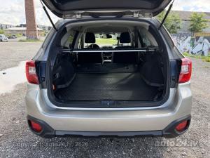 Beige Subaru Outback 2018 in Tallinn, with an engine capacity of 2.50 L and mileage of 105 thousand km for 19999 €, photo 13 on AUTOMOTO.COM.LV