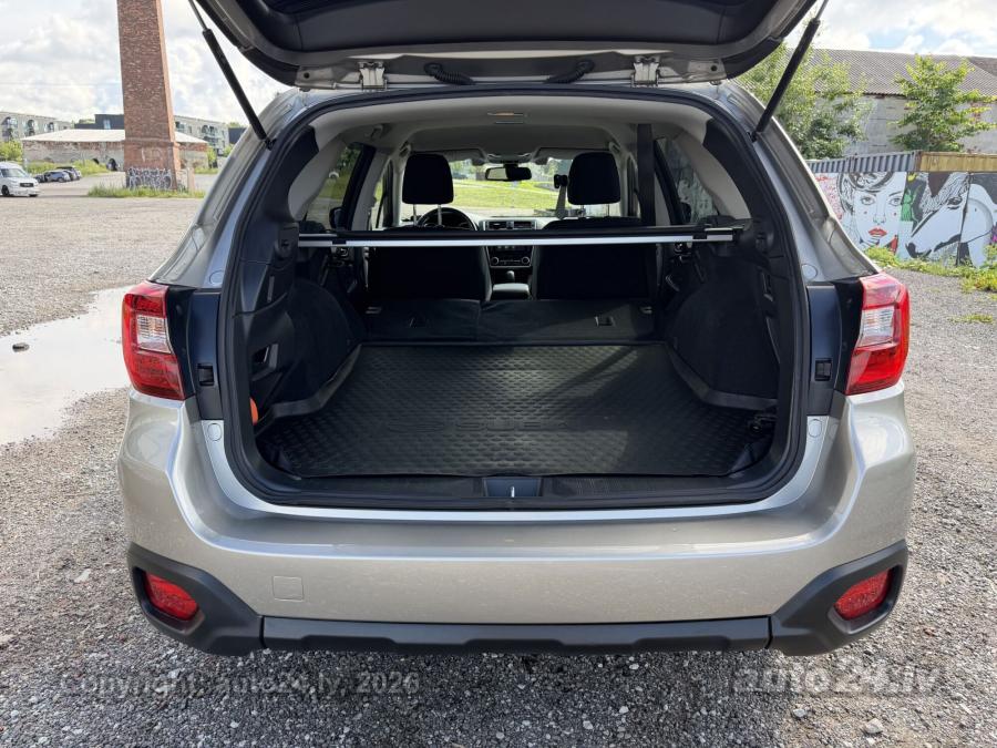 Beige Subaru Outback 2018 in Tallinn, with an engine capacity of 2.50 L and mileage of 105 thousand km for 19999 €, photo 13 on AUTOMOTO.COM.LV