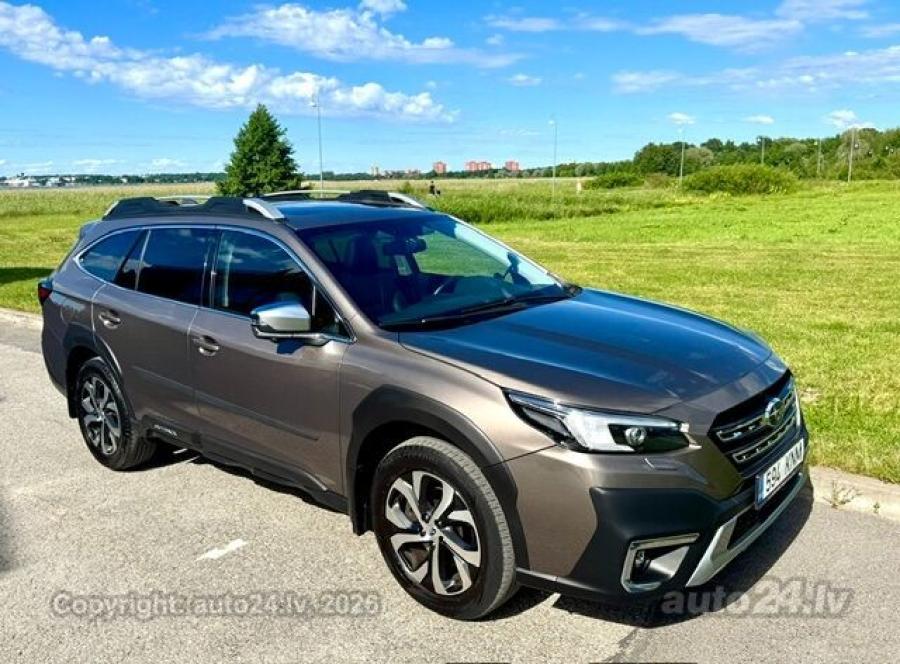 Beige Subaru Outback 2021 in Tallinn, with an engine capacity of 2.50 L and mileage of 62 thousand km for 28900 €, photo 3 on AUTOMOTO.COM.LV