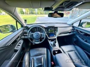 Beige Subaru Outback 2021 in Tallinn, with an engine capacity of 2.50 L and mileage of 62 thousand km for 28900 €, photo 10 on AUTOMOTO.COM.LV