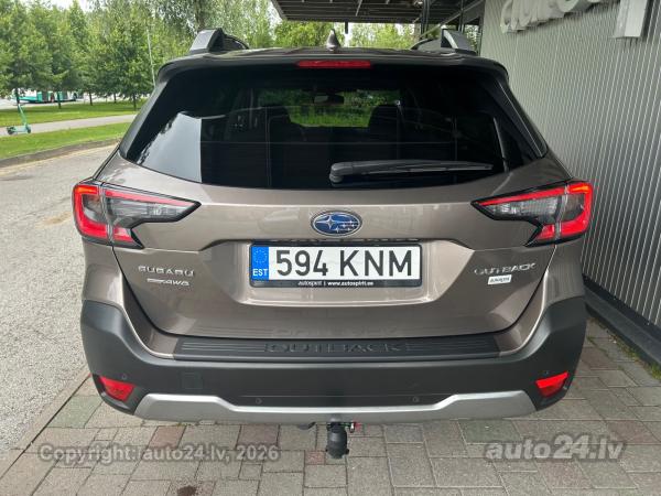 Beige Subaru Outback 2021 in Tallinn, with an engine capacity of 2.50 L and mileage of 62 thousand km for 27990 €, photo 5 on AUTOMOTO.COM.LV