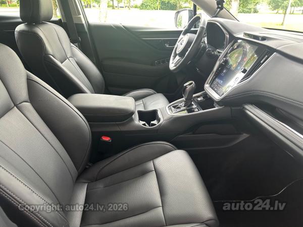 Beige Subaru Outback 2021 in Tallinn, with an engine capacity of 2.50 L and mileage of 62 thousand km for 27990 €, photo 9 on AUTOMOTO.COM.LV