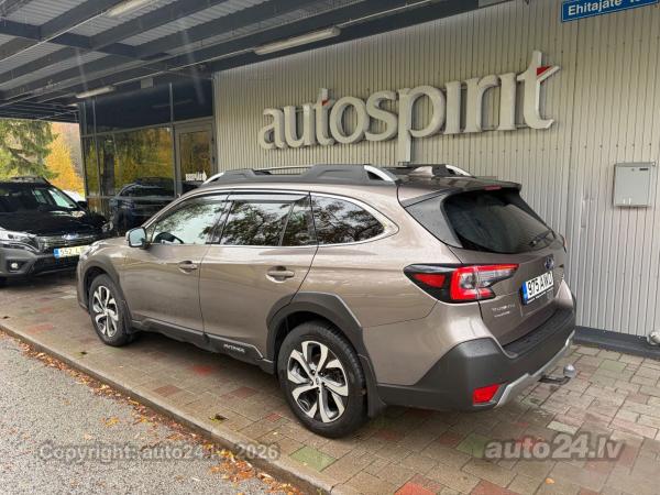 Beige Subaru Outback 2021 in Tallinn, with an engine capacity of 2.50 L and mileage of 114 thousand km for 23990 €, photo 4 on AUTOMOTO.COM.LV