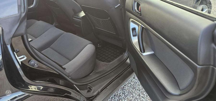 Melns Subaru Outback 2007 Utena, ar dzinēja tilpumu 2.50 L un nobraukumu 275 tūkst. km par 4600 €, foto 12 vietnē AUTOMOTO.COM.LV