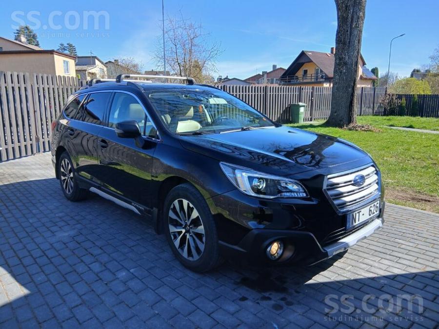 Black Subaru Outback 2015 in Ogre, with an engine capacity of 2.00 L and mileage of 353 thousand km for 7400 €, photo 3 on AUTOMOTO.COM.LV