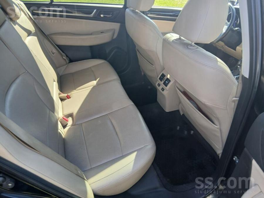 Black Subaru Outback 2015 in Ogre, with an engine capacity of 2.00 L and mileage of 353 thousand km for 7400 €, photo 7 on AUTOMOTO.COM.LV