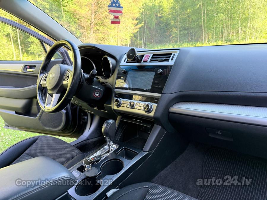 Melns Subaru Outback 2015 Tallina, ar dzinēja tilpumu 2.50 L un nobraukumu 213 tūkst. km par 11000 €, foto 19 vietnē AUTOMOTO.COM.LV